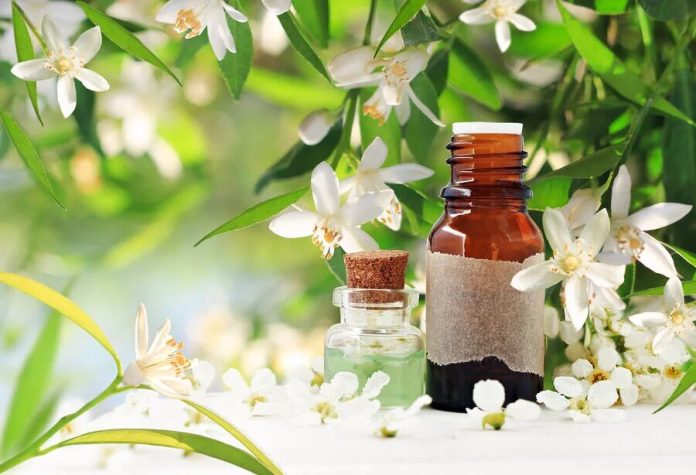 Agua de Azahar: Propiedades, Usos y Beneficios
